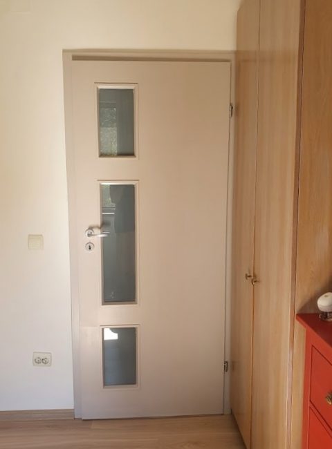 Cum vopsesti usile de interior infoliate