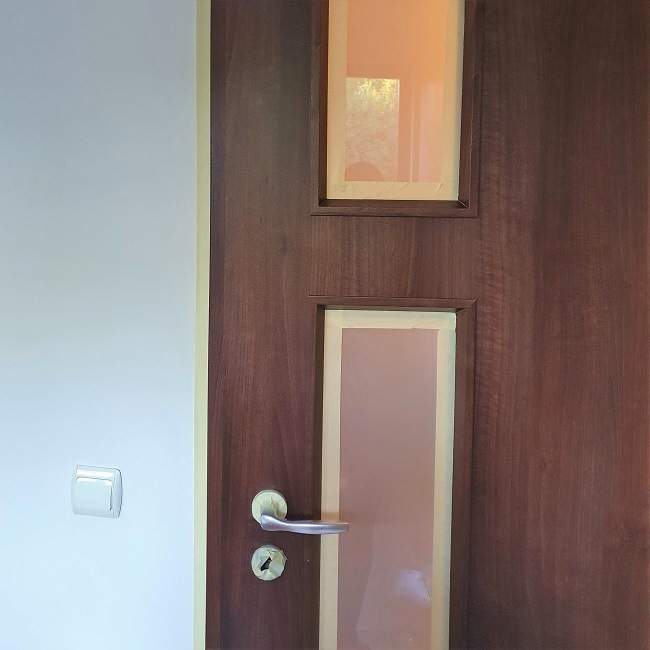 Cum vopsesti usile de interior infoliate